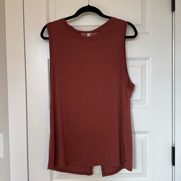 Fabletics | Tops | Fabletics Tank Top | Poshmark